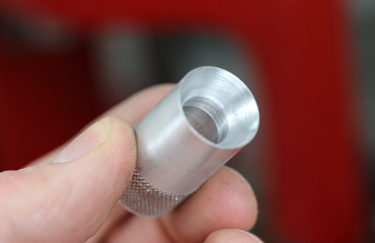 Video: Loading 40S&W with the Hornady Lock-N-Load AP – Ultimate Reloader