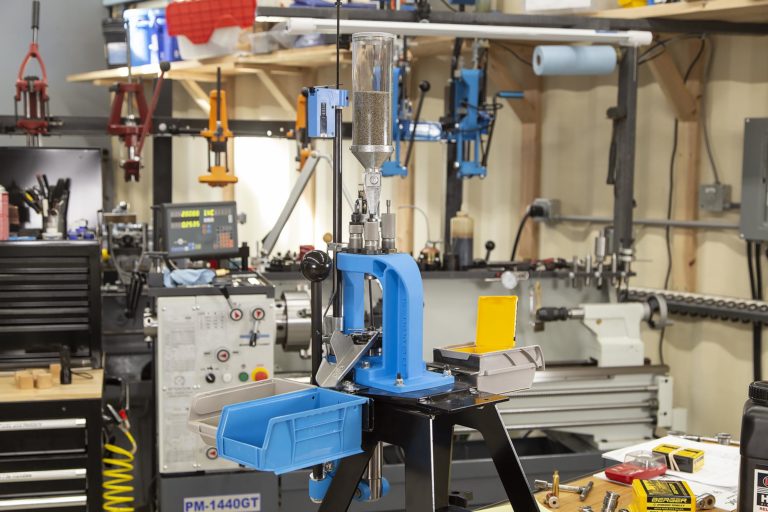 Dillon RL-550C: Unboxing, Overview, Setup, Loading Rifle and Pistol ...