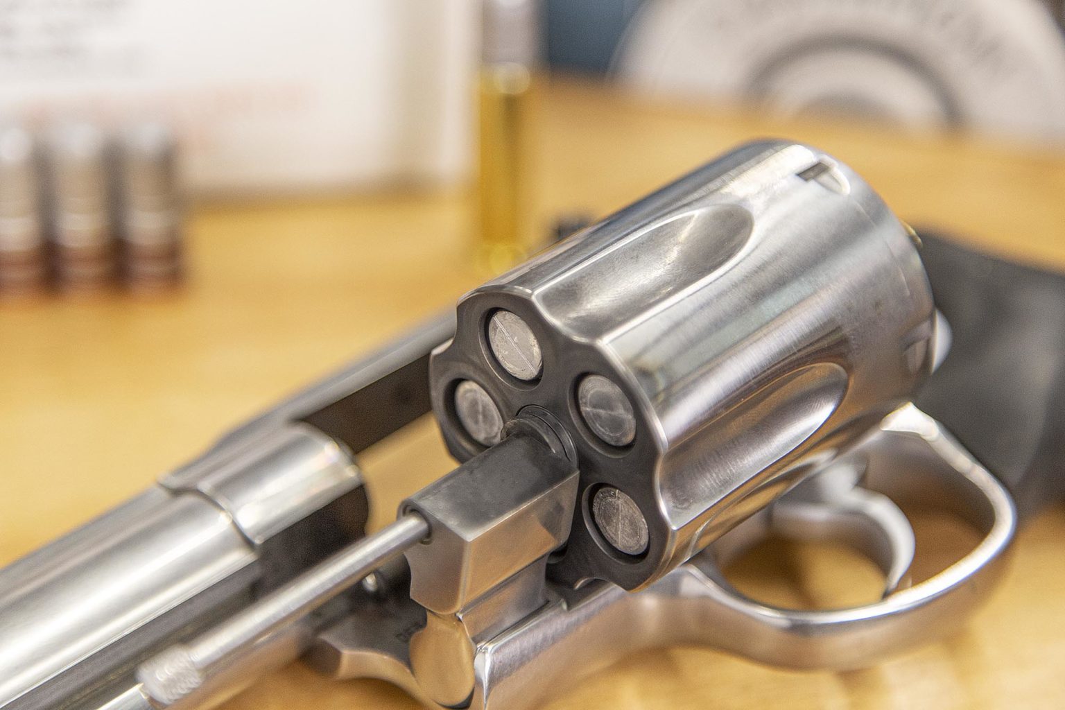 Most EXTREME Handgun Bullet: 500 S&W Magnum 700gr HAMMER! – Ultimate ...