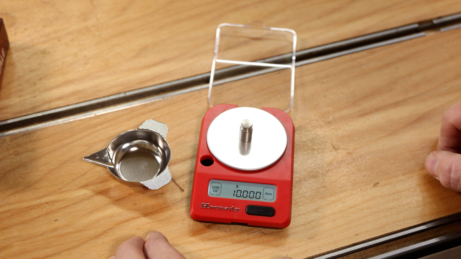 Hornady New Scales: G3-1500 Pocket Scale, M2 Digital Bench Scale ...