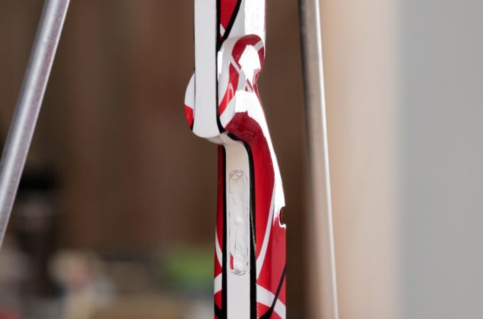 Eddie Van Halen Custom Rifle Paint Job (Tribute) – Ultimate Reloader