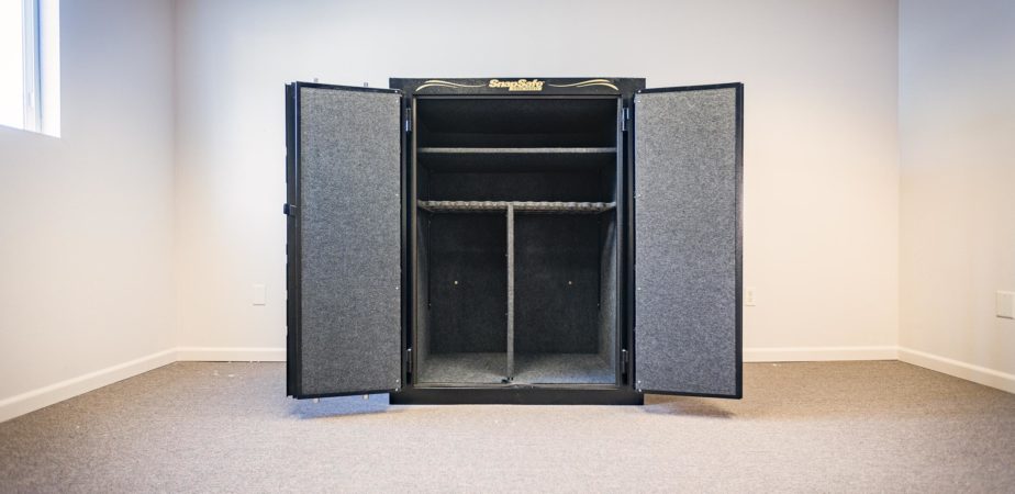 Uncrating and Assembly: SnapSafe Titan XXL Double Door Modular Safe ...