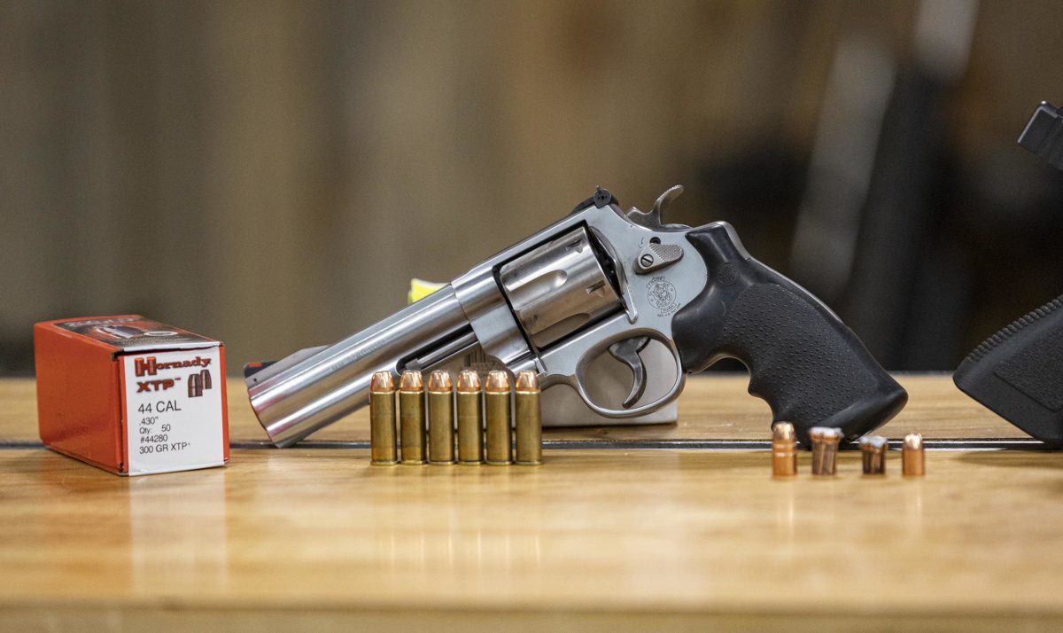 BEAR DEFENSE: 44 Mag vs 10mm Auto (Which is Better?) – Ultimate Reloader