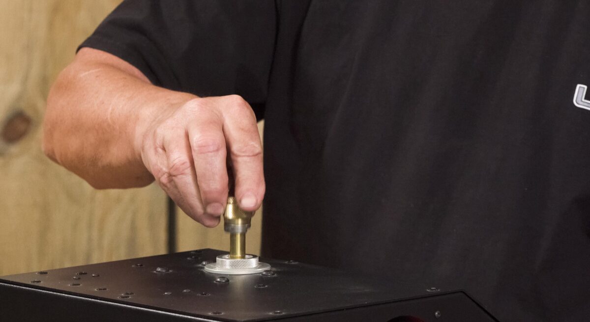 Teaching Guy the AMP Mark II Annealer – Ultimate Reloader