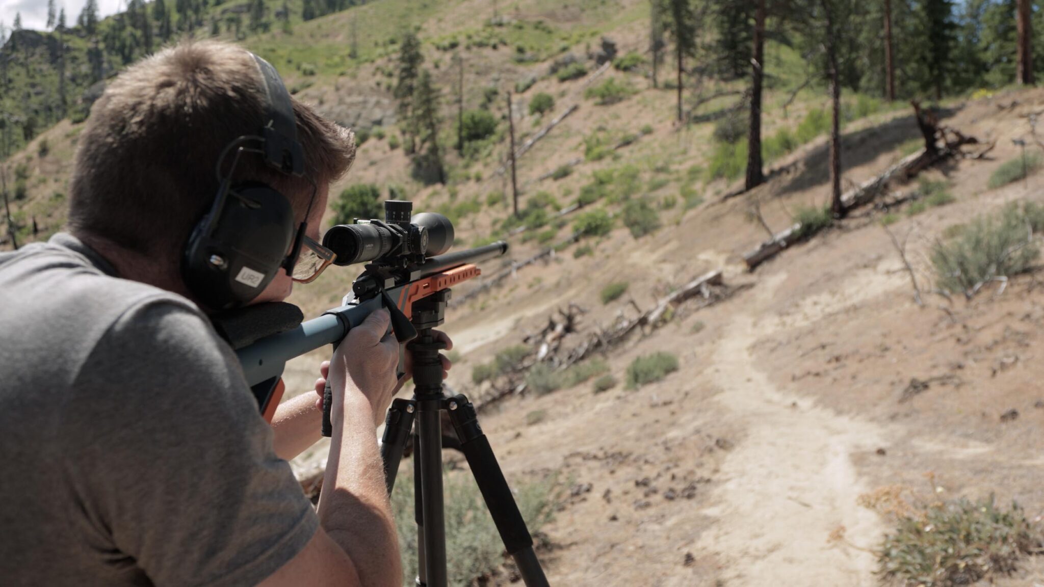 Ultradyne UD Carbon Tripod & Ballhead – Ultimate Reloader