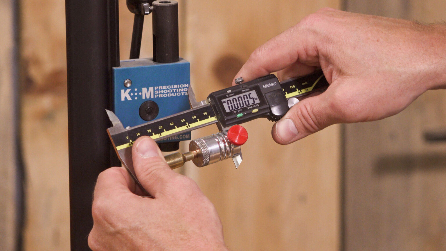 Short Action Customs Infinity APS Die – Ultimate Reloader