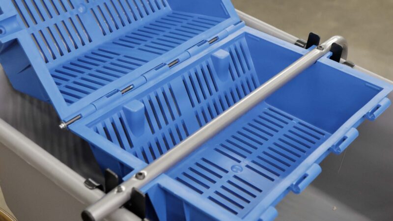 Case Cleaning with Dillon’s Vibratory Cleaner & Media Separator (CV ...