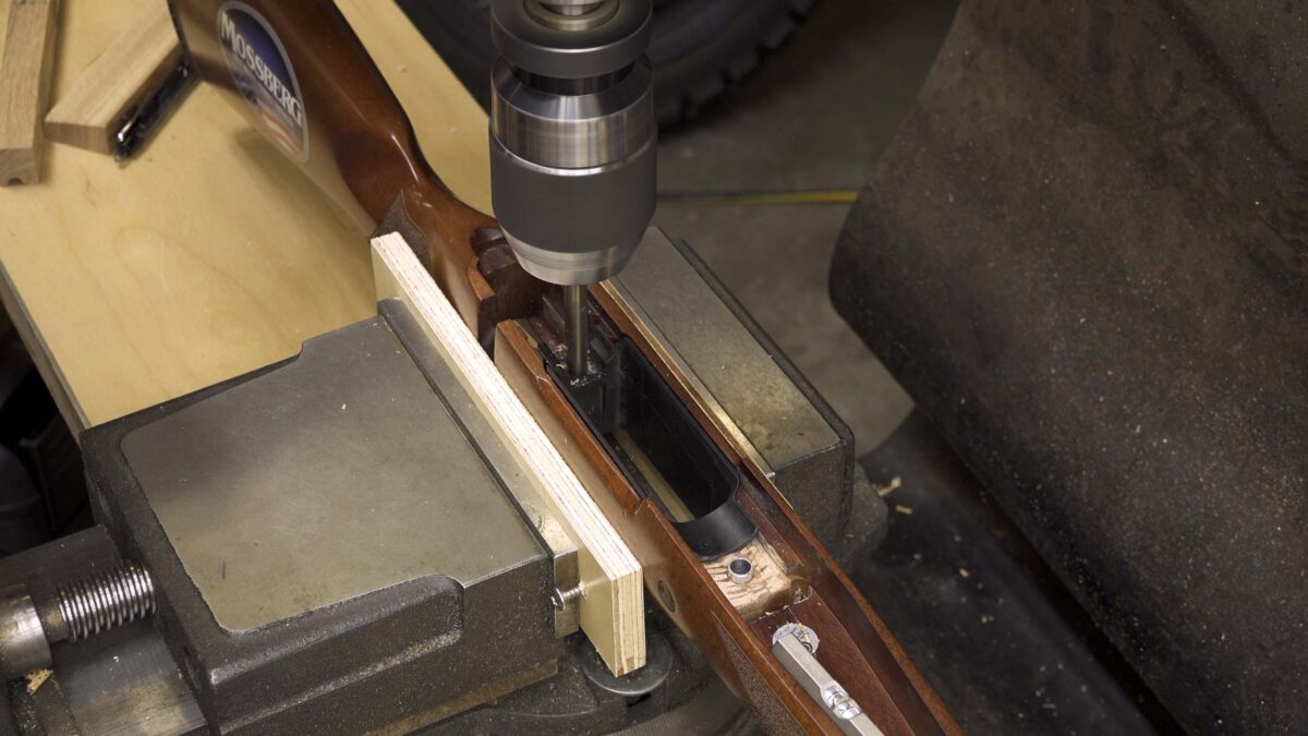 Will Bedding a Problem Mossberg Patriot make it Shoot? – Ultimate Reloader