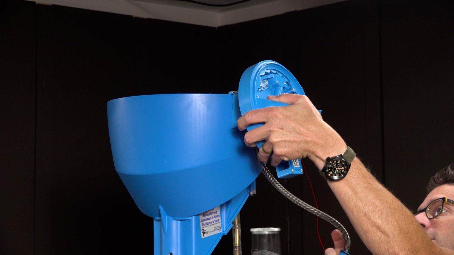 Load More Efficiently with Armanov’s Bullet Feeder! – Ultimate Reloader