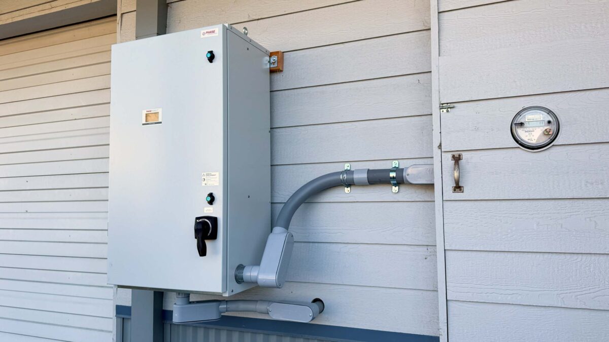 Making Three-Phase Power Simple: A Look at Phase Perfect Digital ...