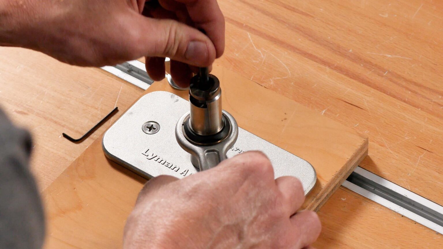 A New Way to Prime: Lyman Accu-Prime Bench Top Primers – Ultimate Reloader