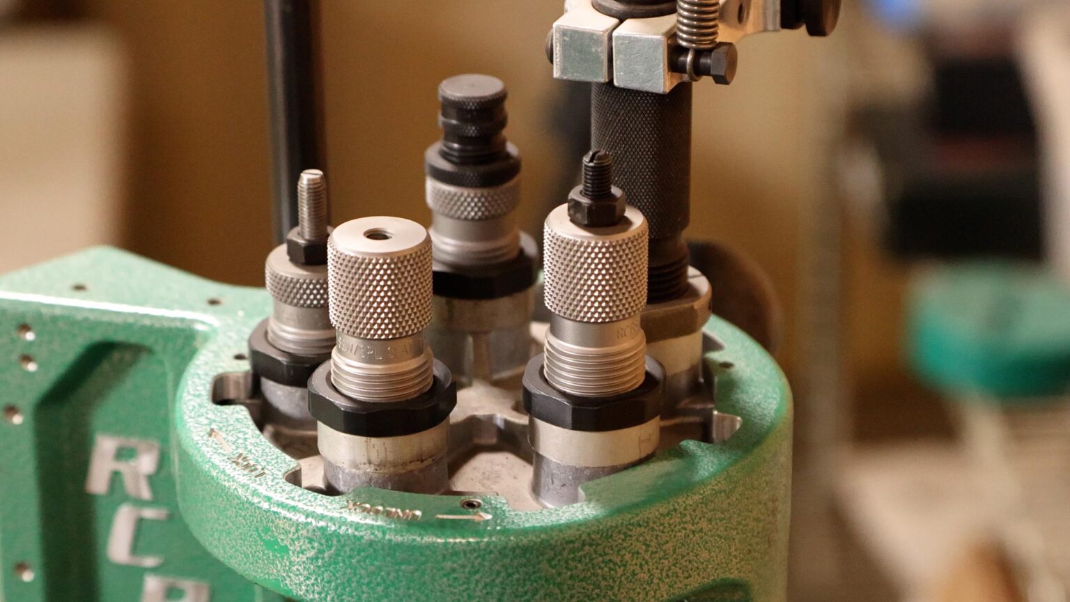 Head to Head:.308 vs. .30-06 – Ultimate Reloader