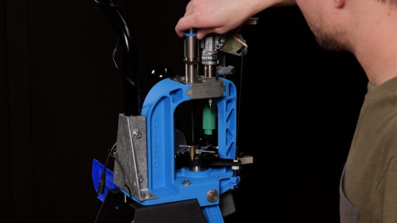 Next Level Dillon 550 Setup: New Bullet Feeder & Case Feed – Ultimate ...